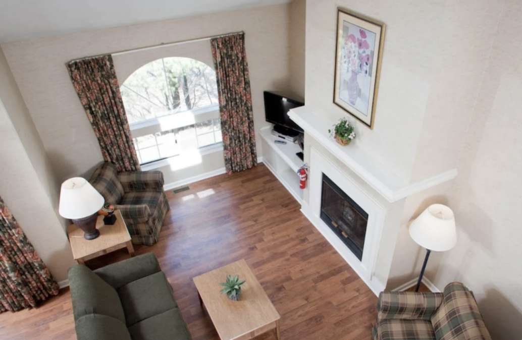 VacationVIP.com | Poconos Getaway